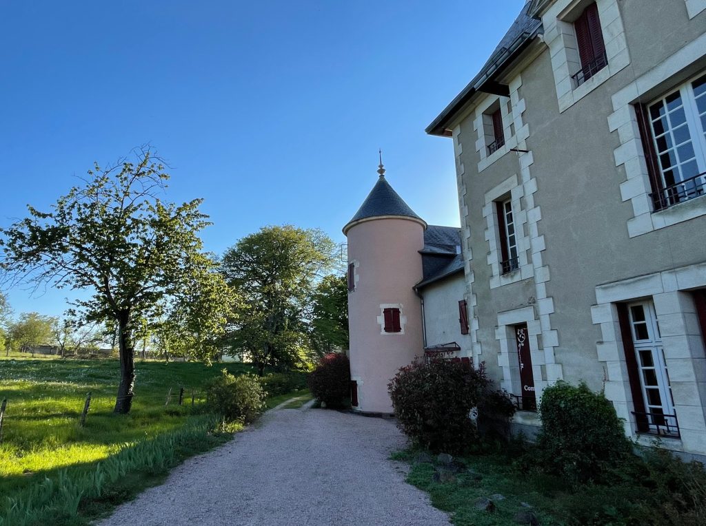 Landgoed & bereikbaarheid - Château de la Combe